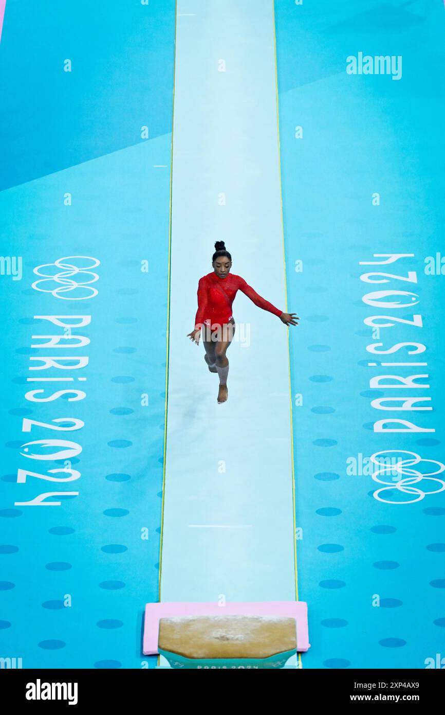 Simone biles 2024 paris vault final hi-res stock photography and images ...