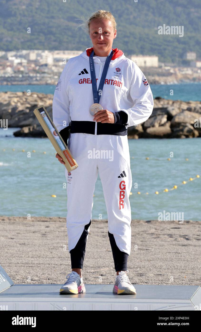 Great Britain's Emma Wilson with her bronze medal following the Women's ...