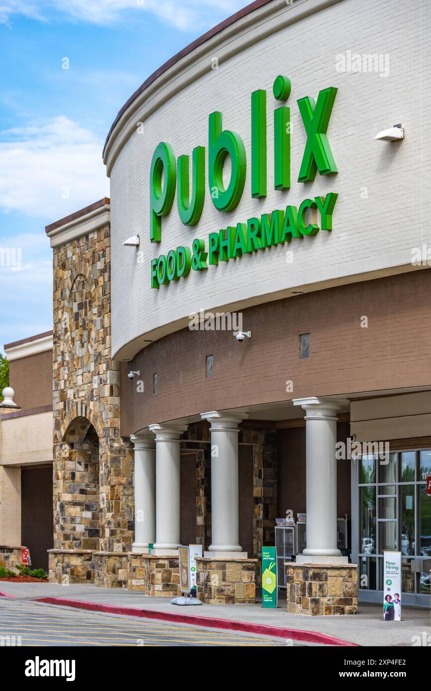 Publix super market at abbotts village hi-res stock photography and ...