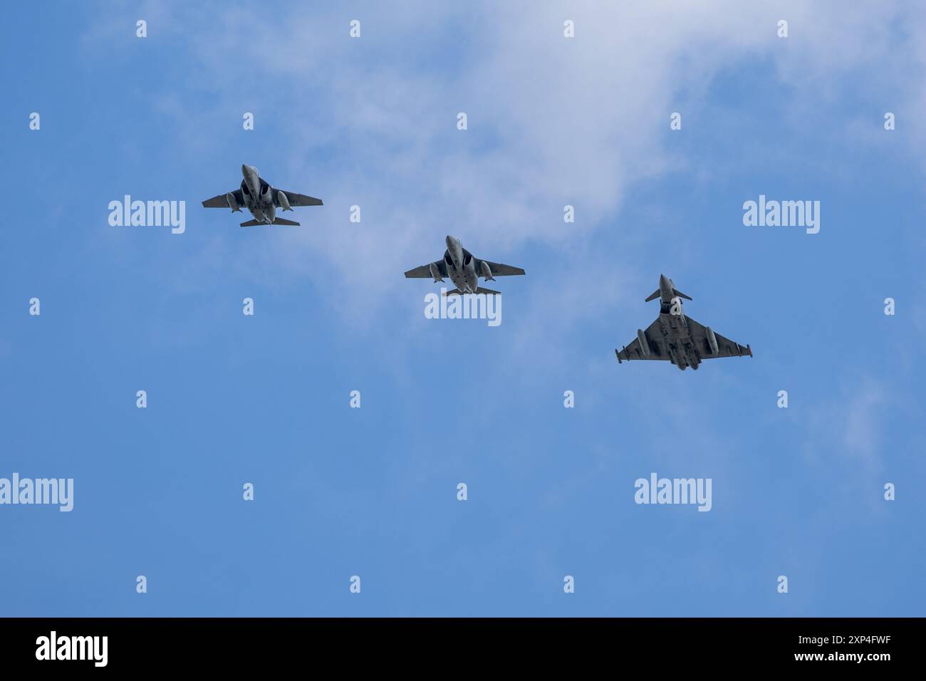 Italian Air Force - Eurofighter F-2000A Typhoon & two Leonardo T-346A ...