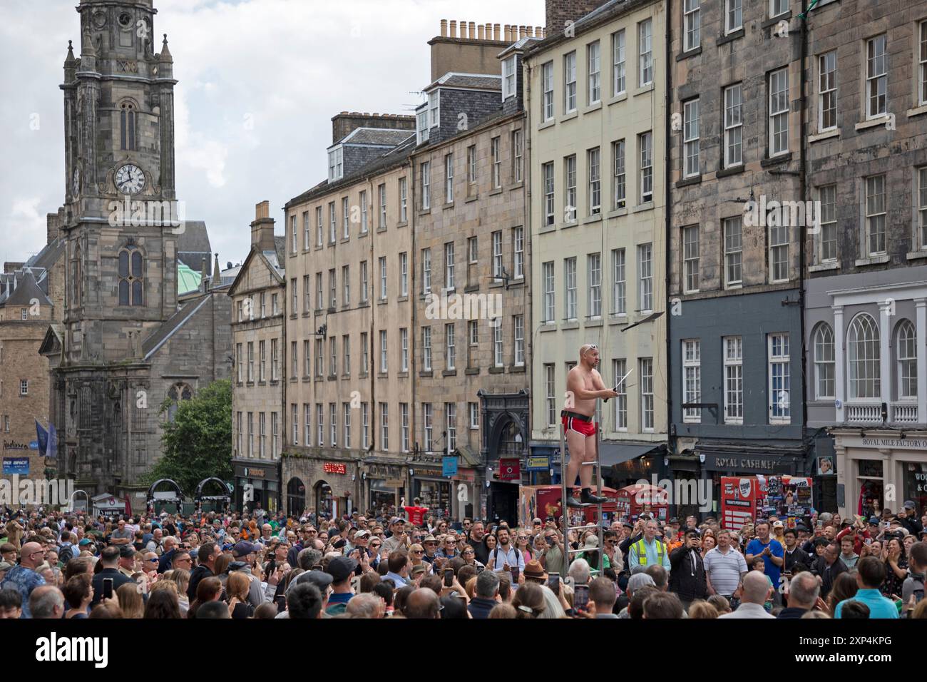 Edinburgh Fringe, Royal Mile, Scotland, UK. 3 August 2024. Busy ...