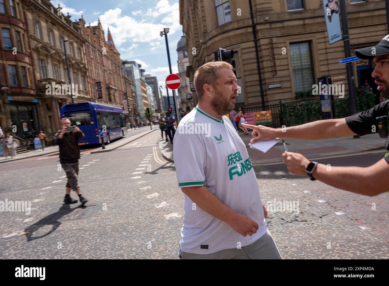 CREDIT MANDATORY © Garry Clarkson / BMT Anti Immigration & Pro ...