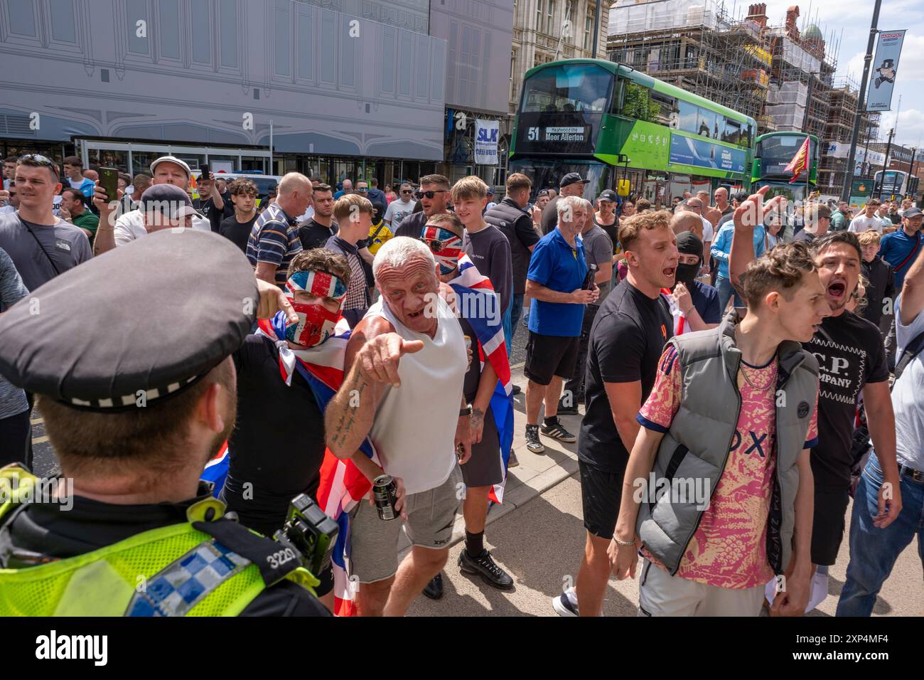 CREDIT MANDATORY © Garry Clarkson / BMT Anti Immigration & Pro Palestine Demo Leeds 3 August ...