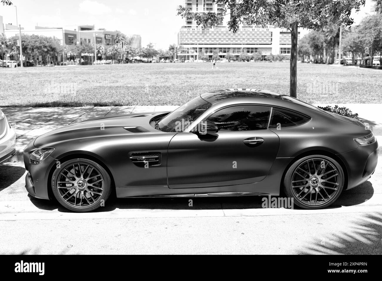 Supercar mercedes benz Black and White Stock Photos & Images - Alamy