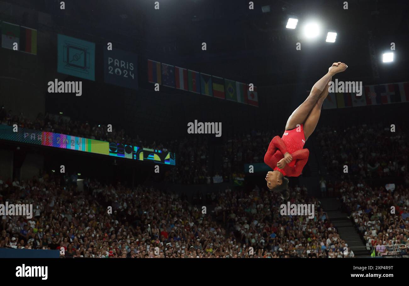 Simone biles 2024 paris vault final hi-res stock photography and images ...