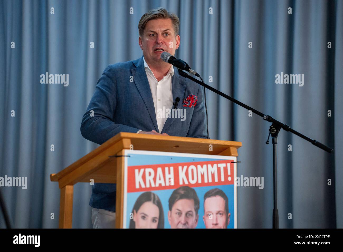 Politiker rede podium hi-res stock photography and images - Alamy