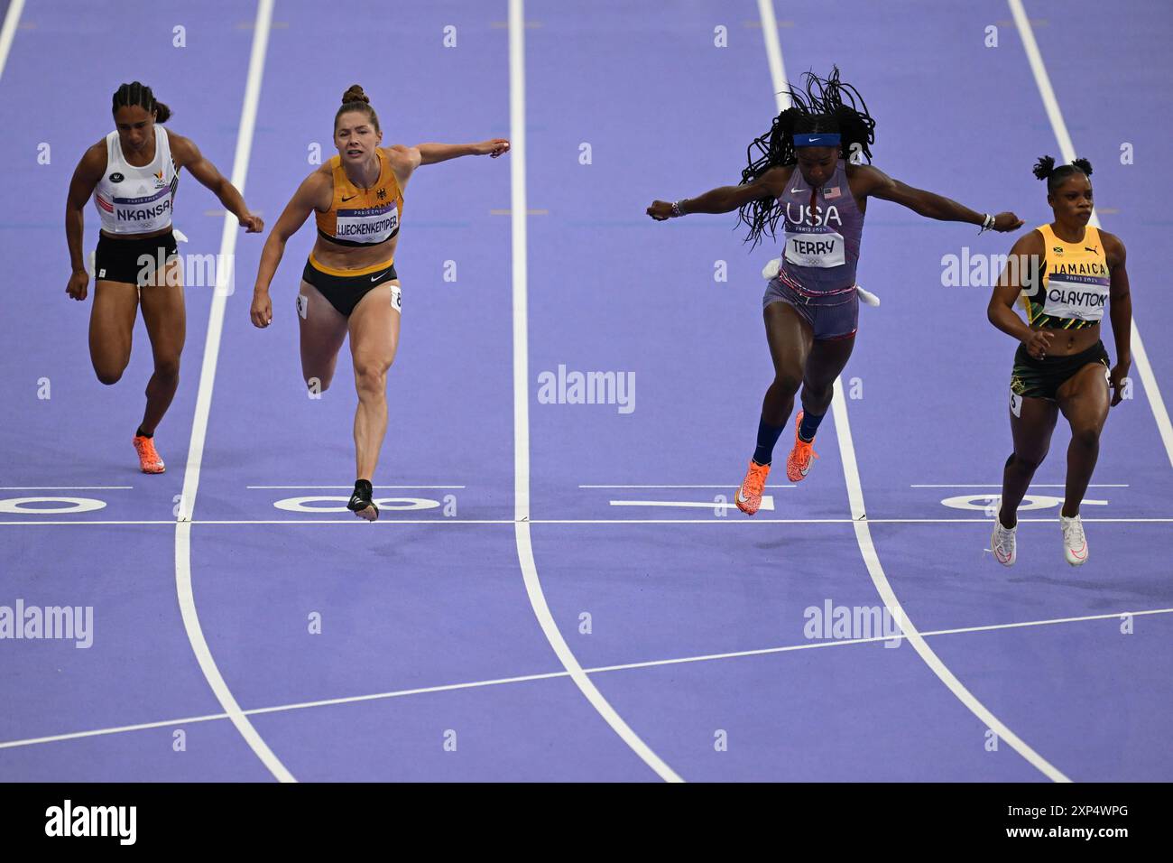 Gina luckenkemper paris hi-res stock photography and images - Alamy