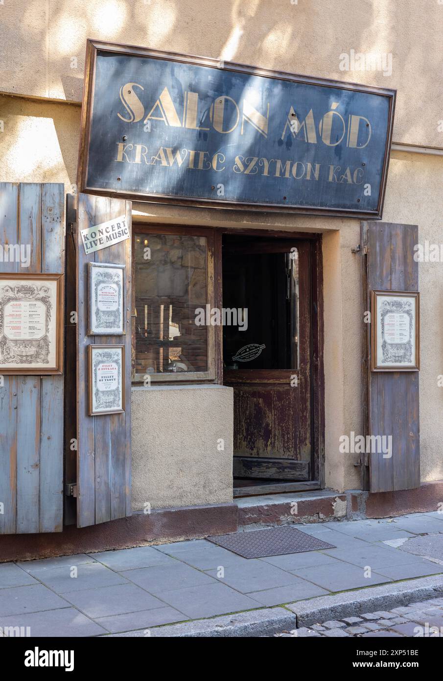Jewish shopfront hi-res stock photography and images - Alamy