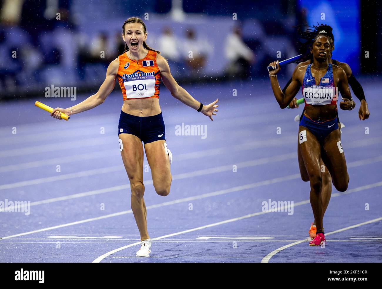 Paris, France. 3rd Aug 2024. PARIS - Femke Bol crosses the finish line ...