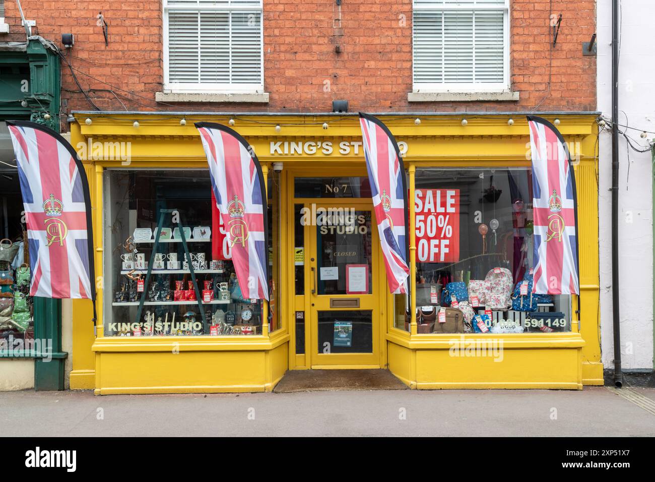 Gift shop, Upton on Severn, Worcestershire, UK. 2024 Stock Photo - Alamy
