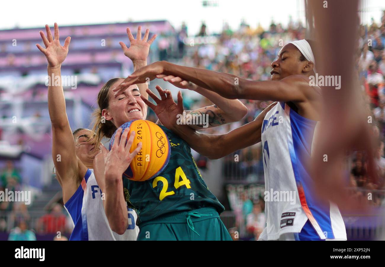 PARIS, FRANCE - AUGUST 03: Anneli Maley of Team Australia during a ...