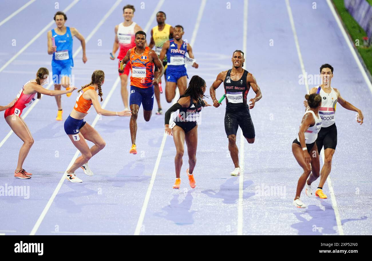 Mixed 4 400m relay hi-res stock photography and images - Alamy