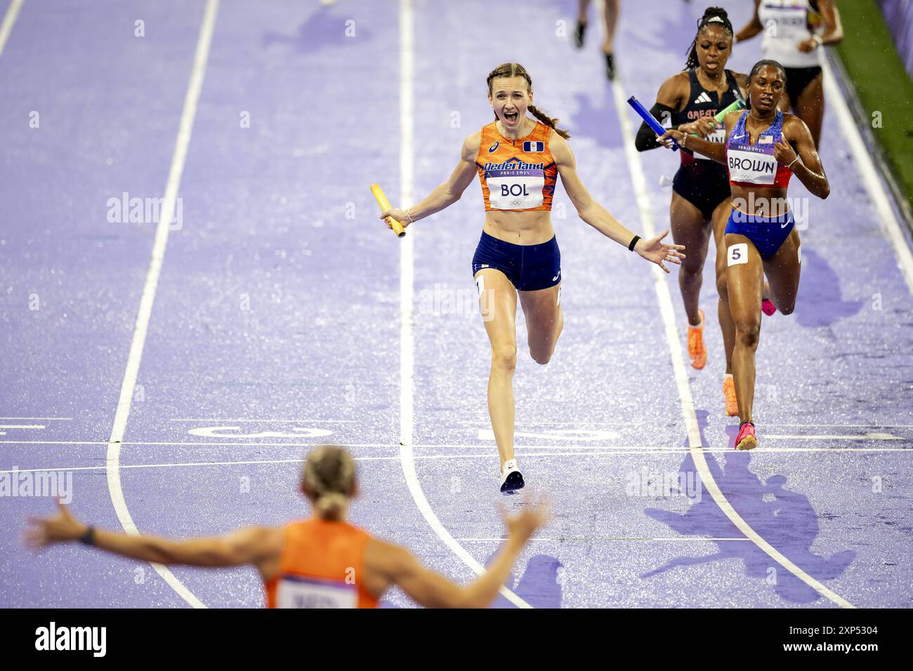 Paris, France. 3rd Aug 2024. PARIS - Femke Bol and Lieke Klaver cheer ...