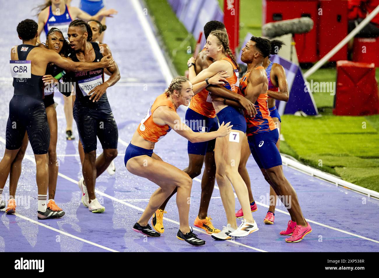 Paris, France. 3rd Aug 2024. PARIS - Femke Bol and Lieke Klaver cheer ...
