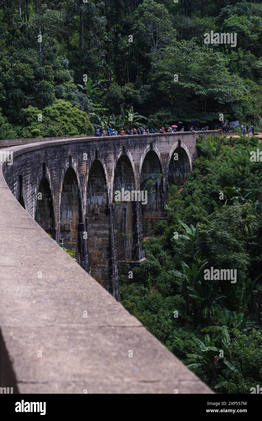 Nine Arches Bridge in Ella, Sri Lanka Stock Photo - Alamy