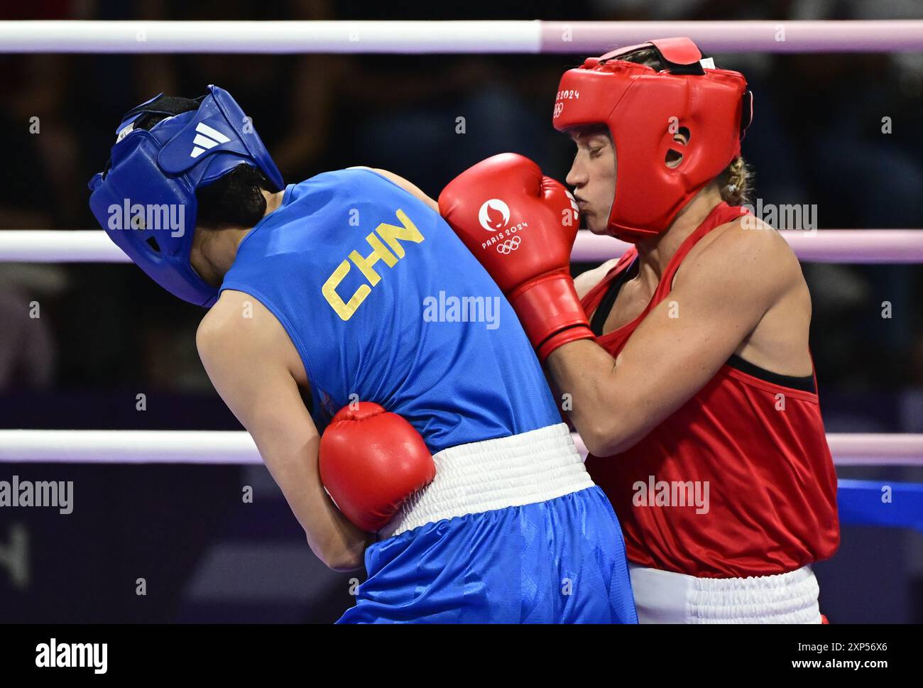 Paris, France. 03rd Aug, 2024. Chinese boxer Liu Yang (blue) and ...