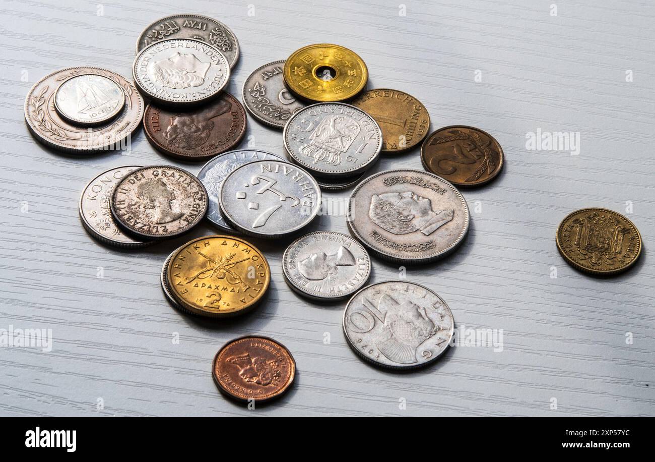 Close-up of vintage coins from around the world Stock Photo - Alamy