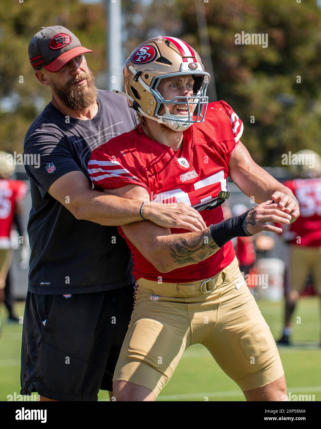 George kittle san francisco 49ers 2024 hi-res stock photography and ...