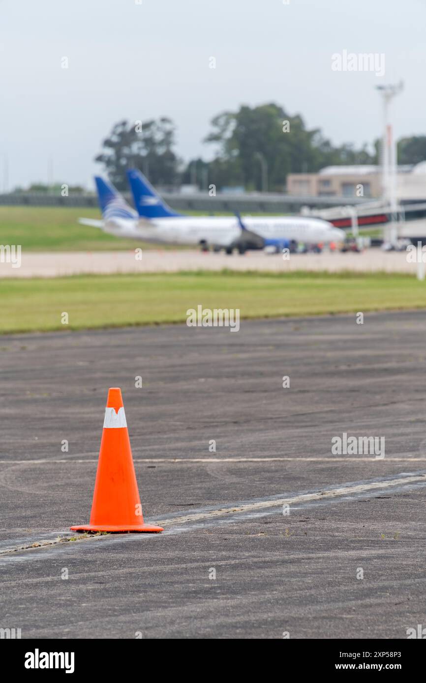 Safetycone hi-res stock photography and images - Alamy