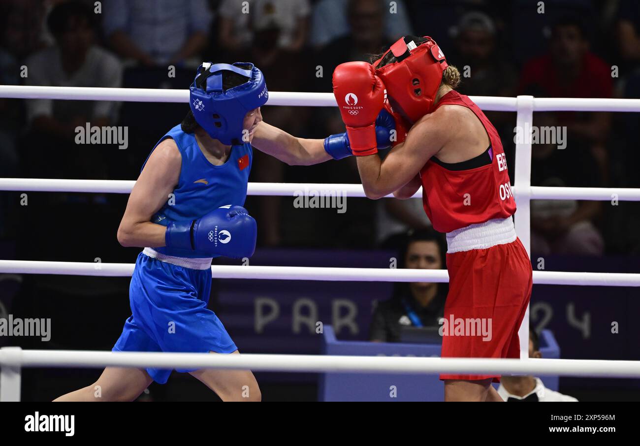 Paris, France. 03rd Aug, 2024. Belgian boxer Oshin Derieuw (red) and ...