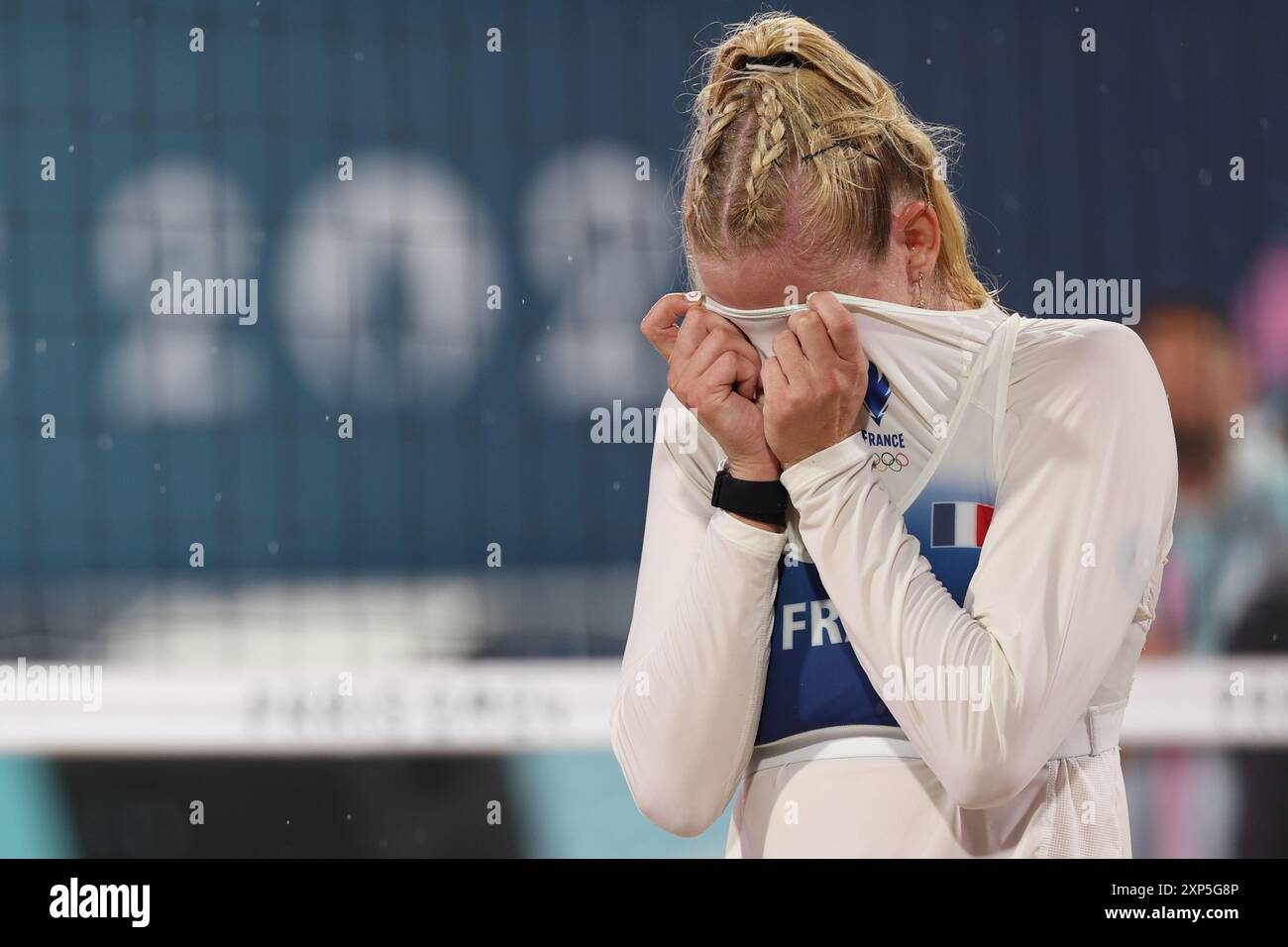 Paris, France. 3rd Aug, 2024. Alexia Richard of France reacts after ...