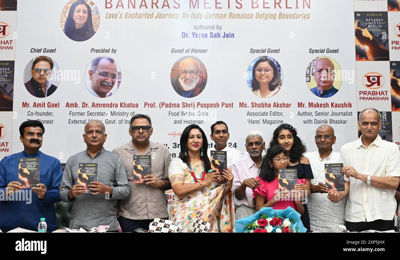 NEW DELHI, INDIA - AUGUST 3: (L-R) Prabhat Prakashan CEO Pawan Agrawal, Author, Senior ...