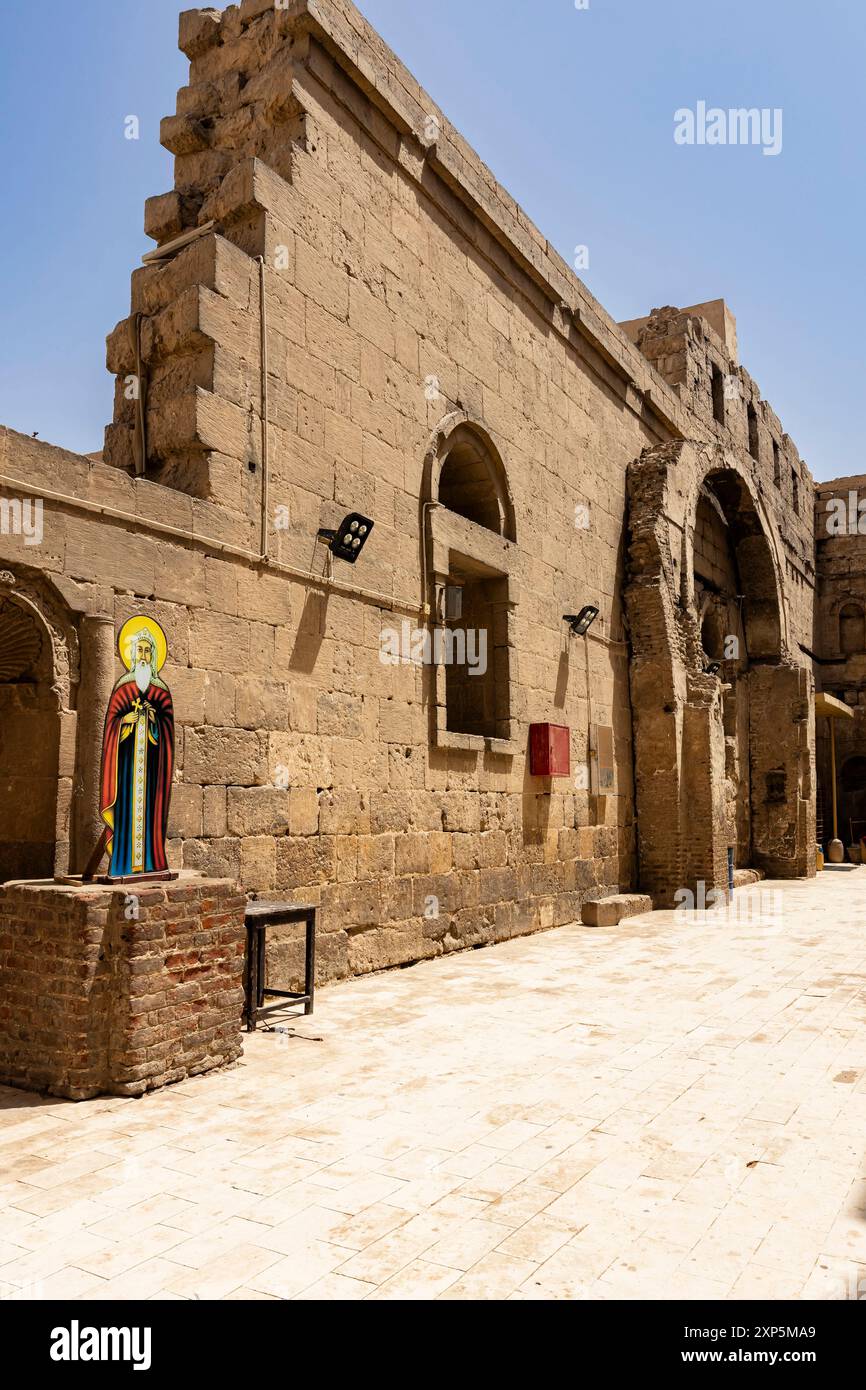 The White Monastery, outer passage of Basilica, ancient monastery ...