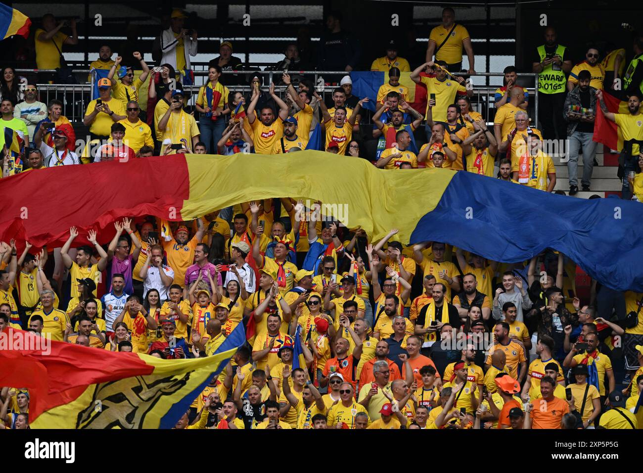 Did these fans give their team bad luck? Romanian football fans display ...