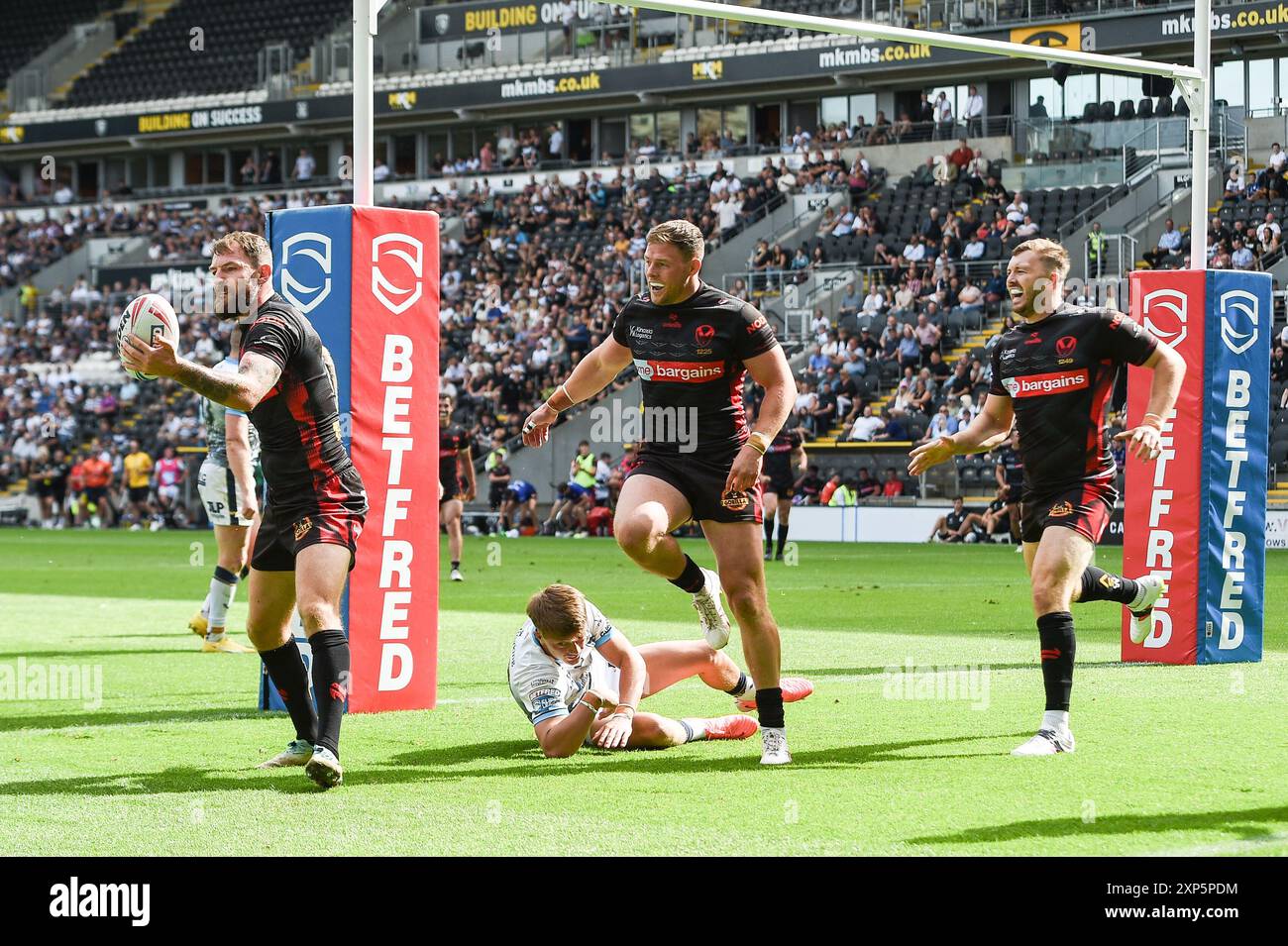 Hull, England - 3rd August 2024 - Daryl Clark of St Helens celebrates ...