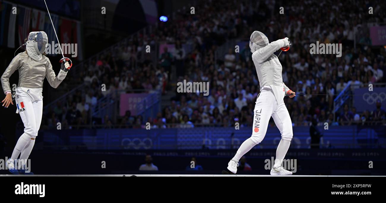 EMURA Misaki of Japan (R) attcks BALZER Sara of France during the women ...