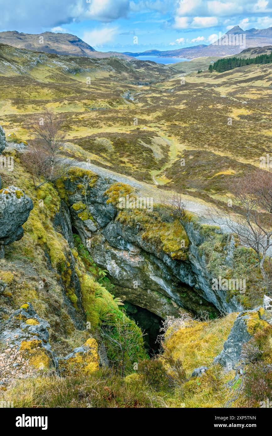 Caves ridge hi-res stock photography and images - Alamy