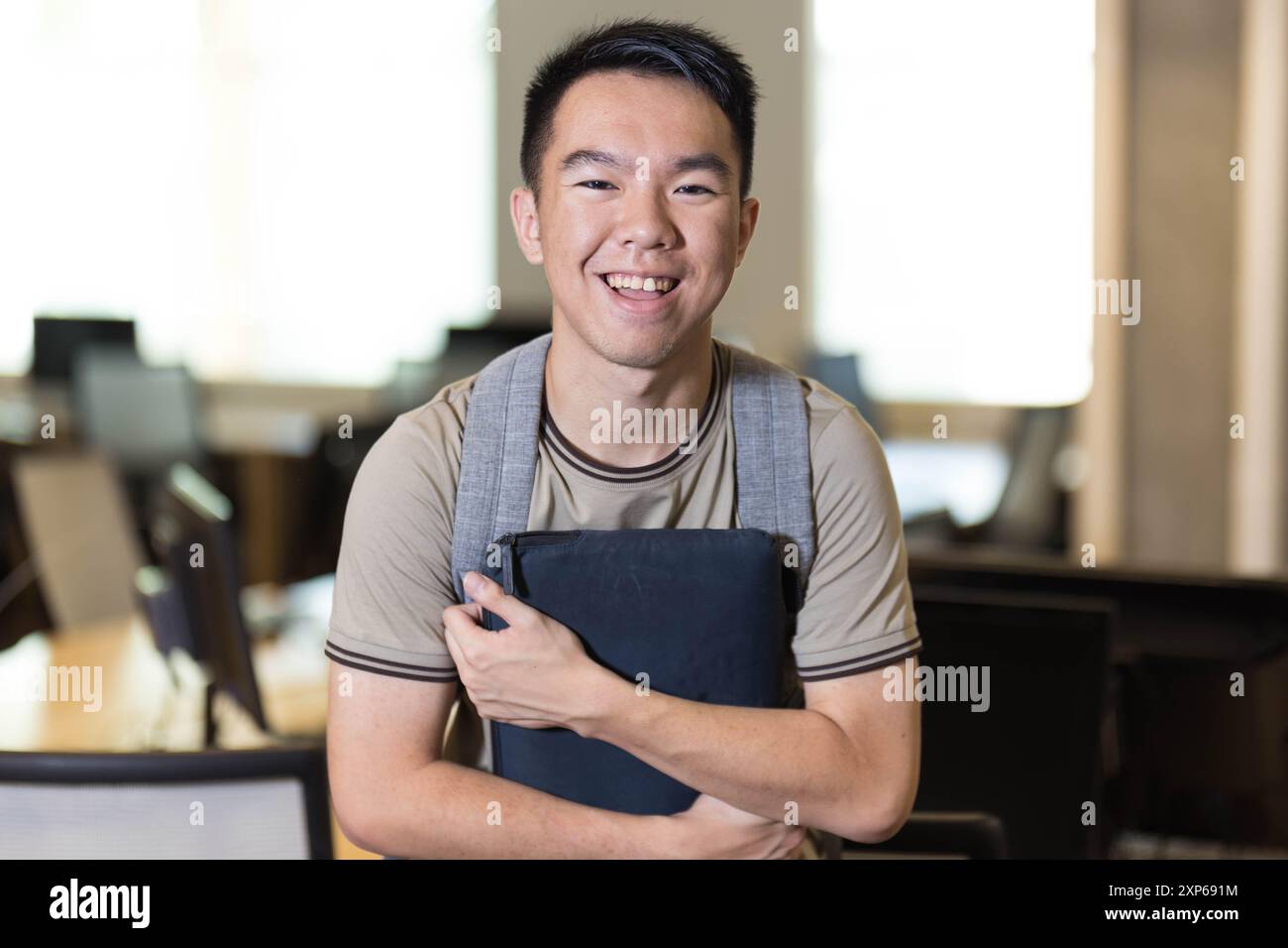 High school office worker hi-res stock photography and images - Alamy