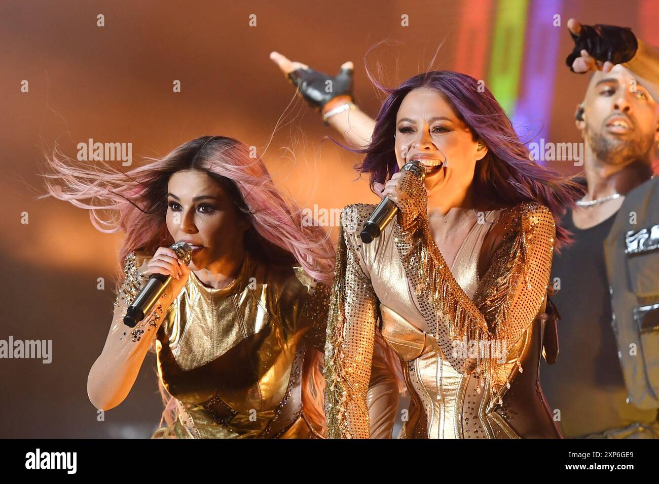 Girls aloud 2024 hi-res stock photography and images - Alamy