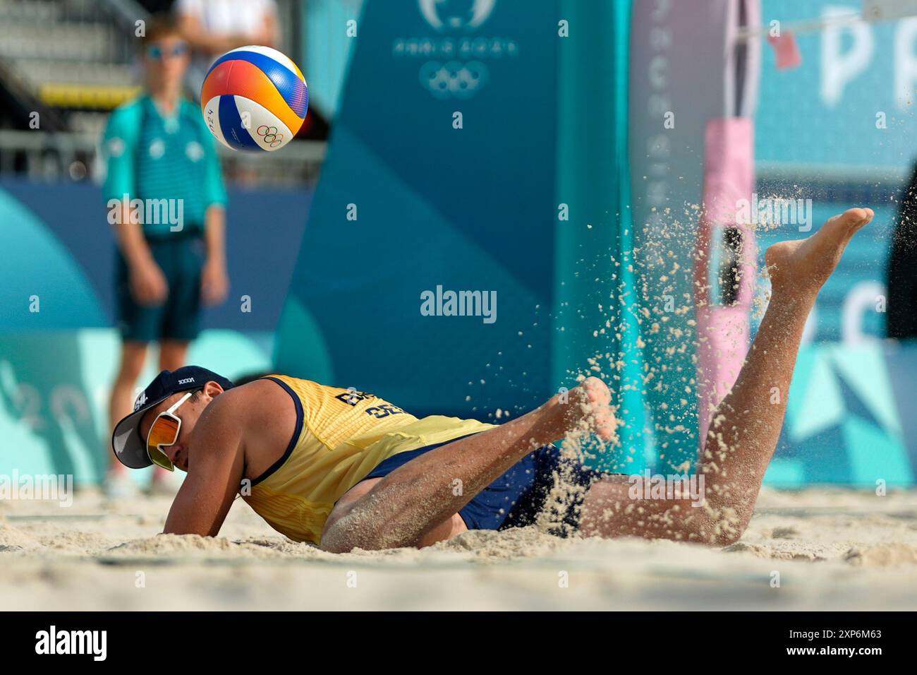 Brazil's George Souto Maior Wanderley dives and misses a shot in a ...