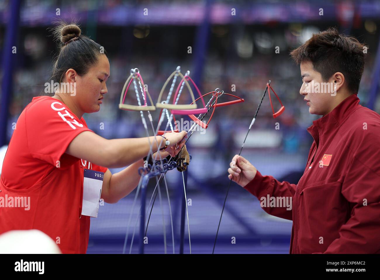 Paris, France. 4th Aug, 2024. Li Jiangyan (L) and Zhao Jie of China ...