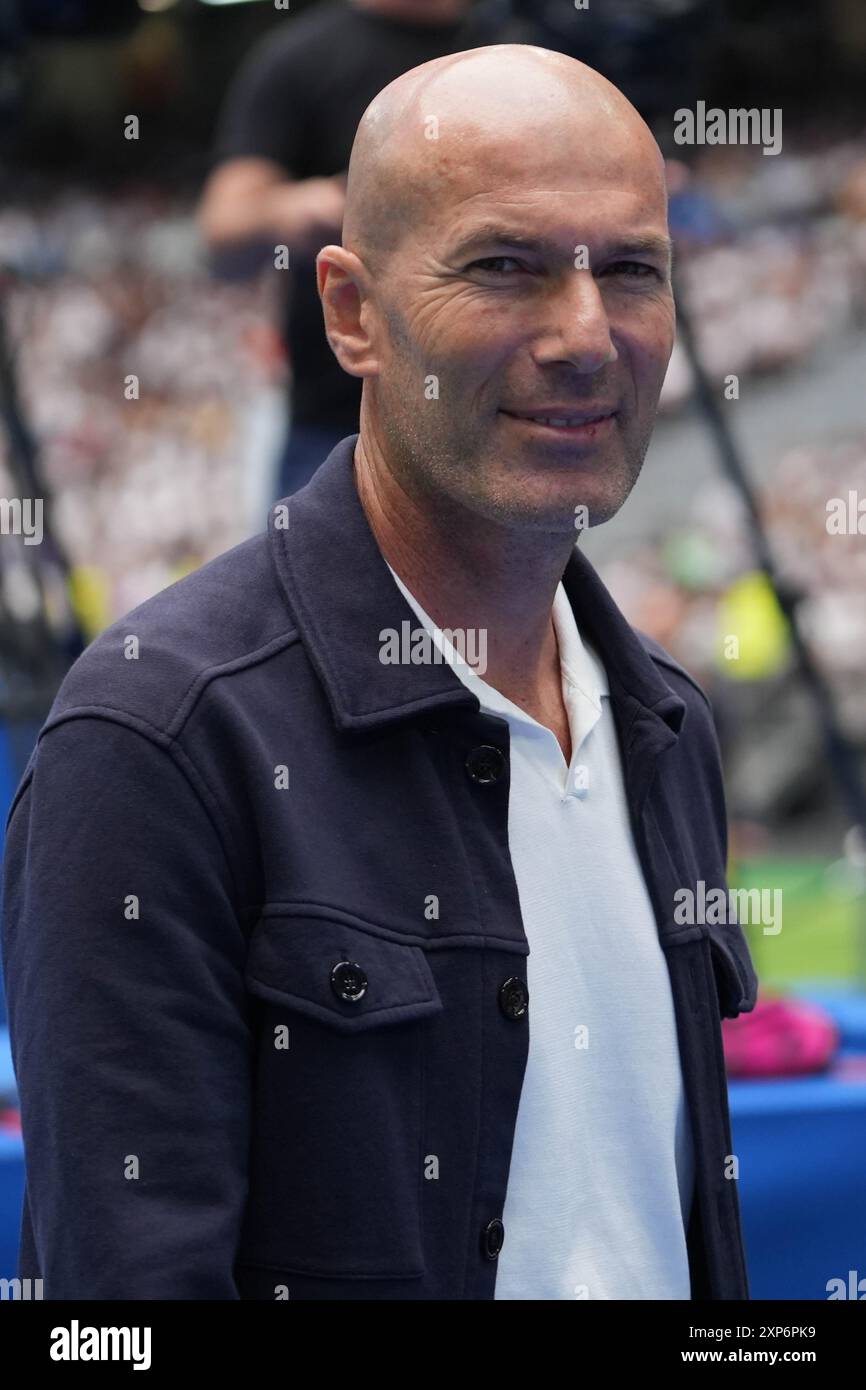 Zinedine Zidane during the presentation of Kylian Mbappé as a new ...