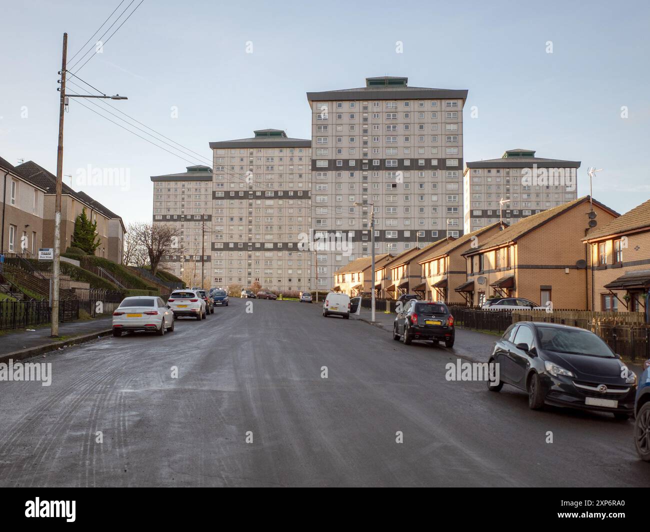 19 storey towerblock hi-res stock photography and images - Alamy