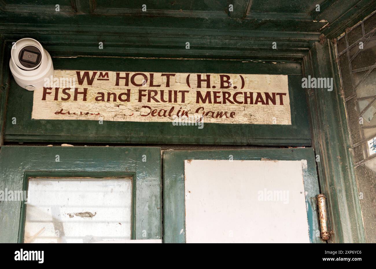 Fish and fruit merchant hi-res stock photography and images - Alamy