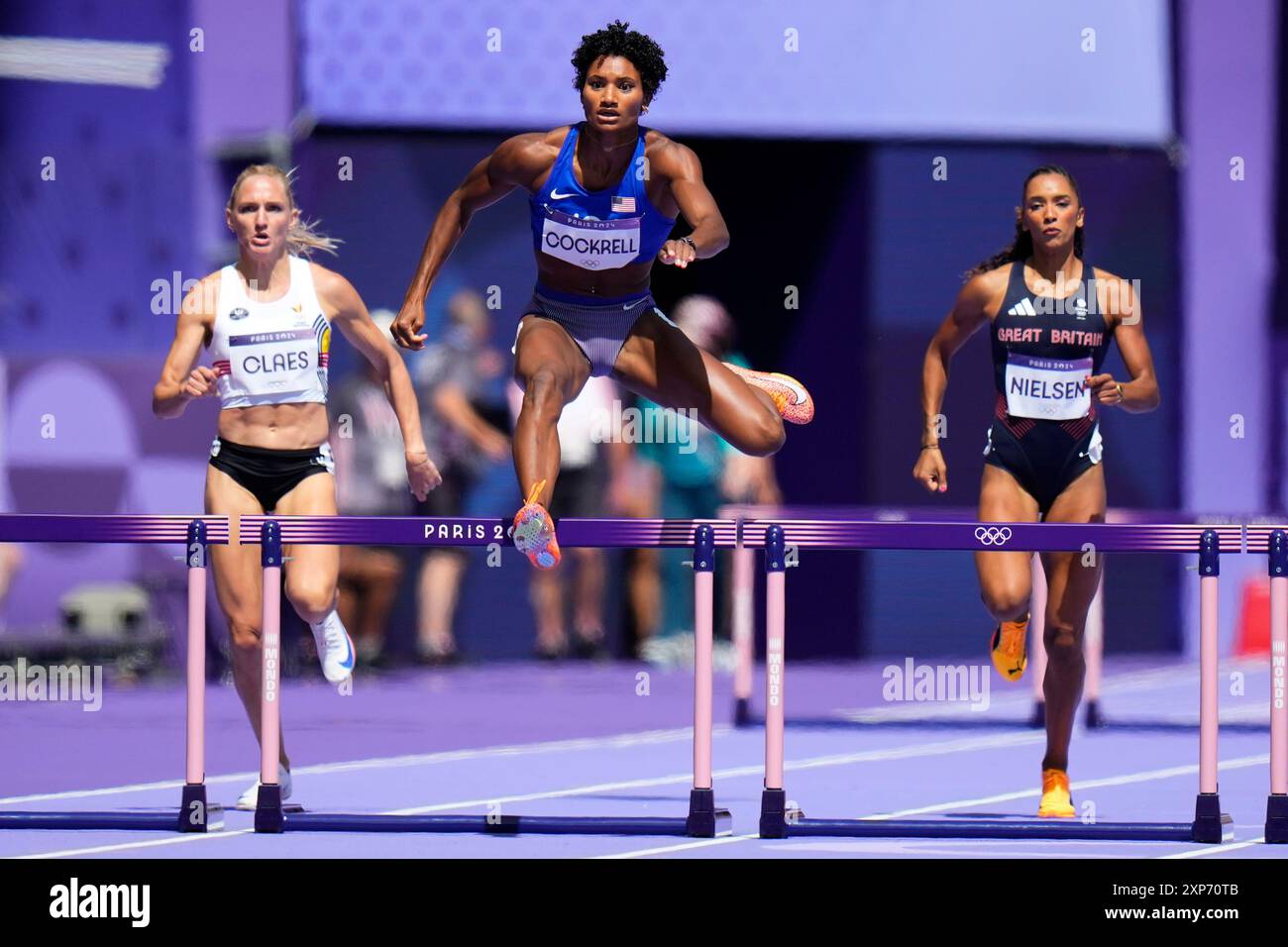 Anna Cockrell, of the United States, competes during a heat in the ...