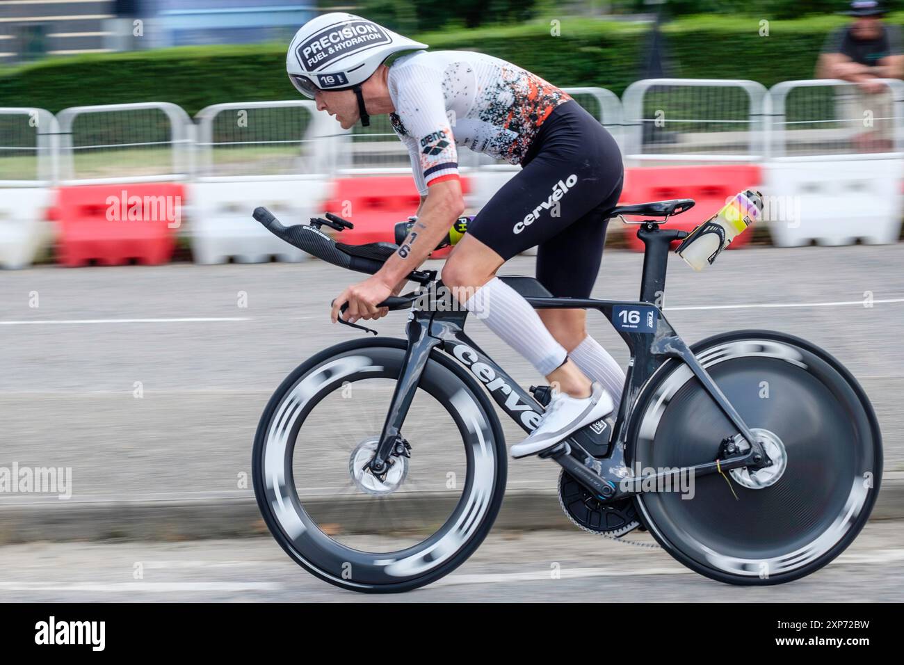 28th July 2024, T100 Triathlon World Series men's race, London ...