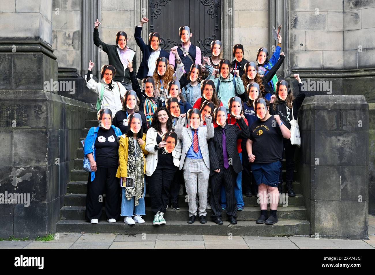 Edinburgh, Scotland, UK. 4th Aug 2024. Edinburgh Fringe: A flashmob ...