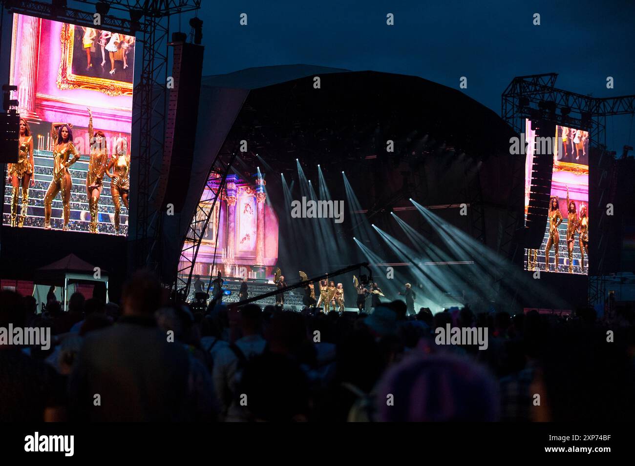 Girls aloud 2024 hi-res stock photography and images - Alamy