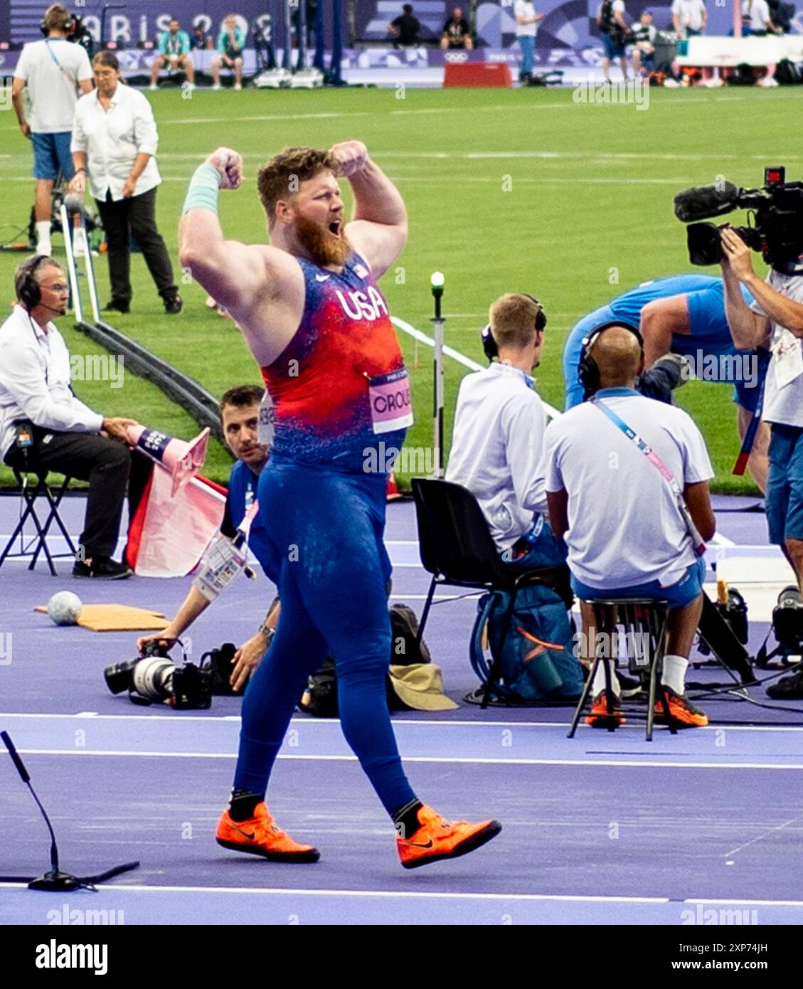 August 3, 2024, Paris, France: Paris 2024: USA superstar RYAN CROUSER pumps his arms in victory ...
