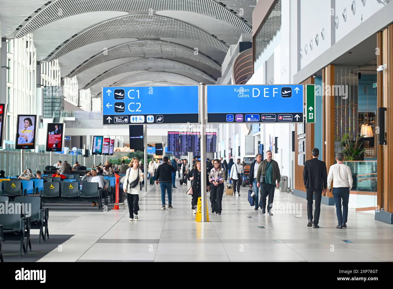 Istanbul international airport hi-res stock photography and images - Alamy