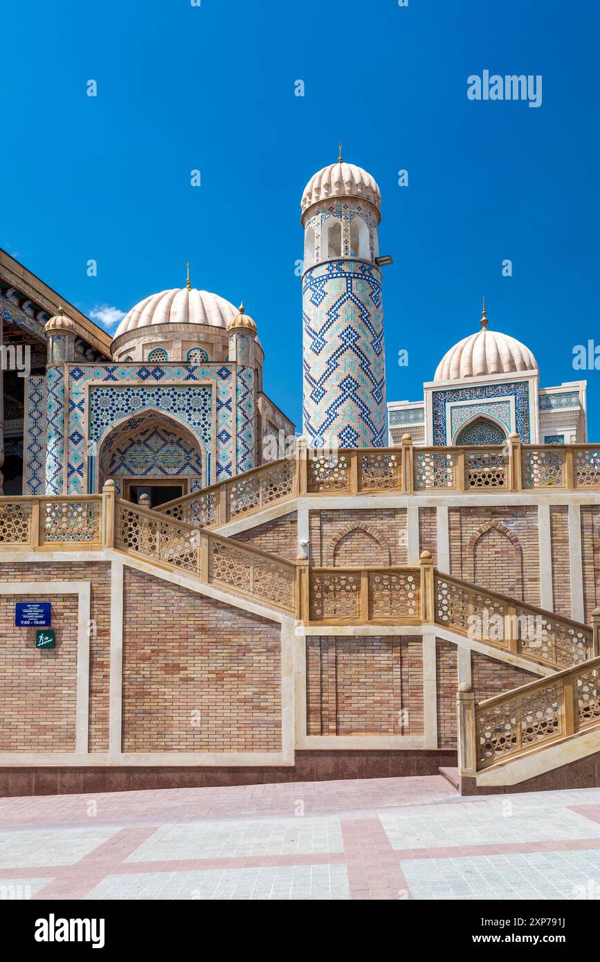 Hazrat Khizr Mosque, Samarkand, Uzbekistan Stock Photo - Alamy