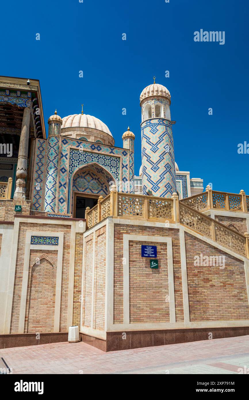 Hazrat Khizr Mosque, Samarkand, Uzbekistan Stock Photo - Alamy