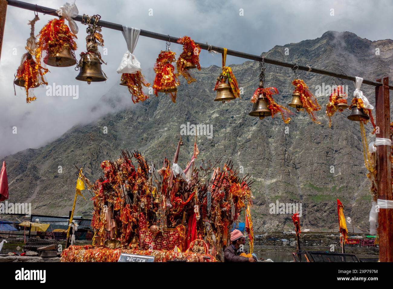 July25th2024, Himachal Pradesh, India. Religious red cloths (chunri ...