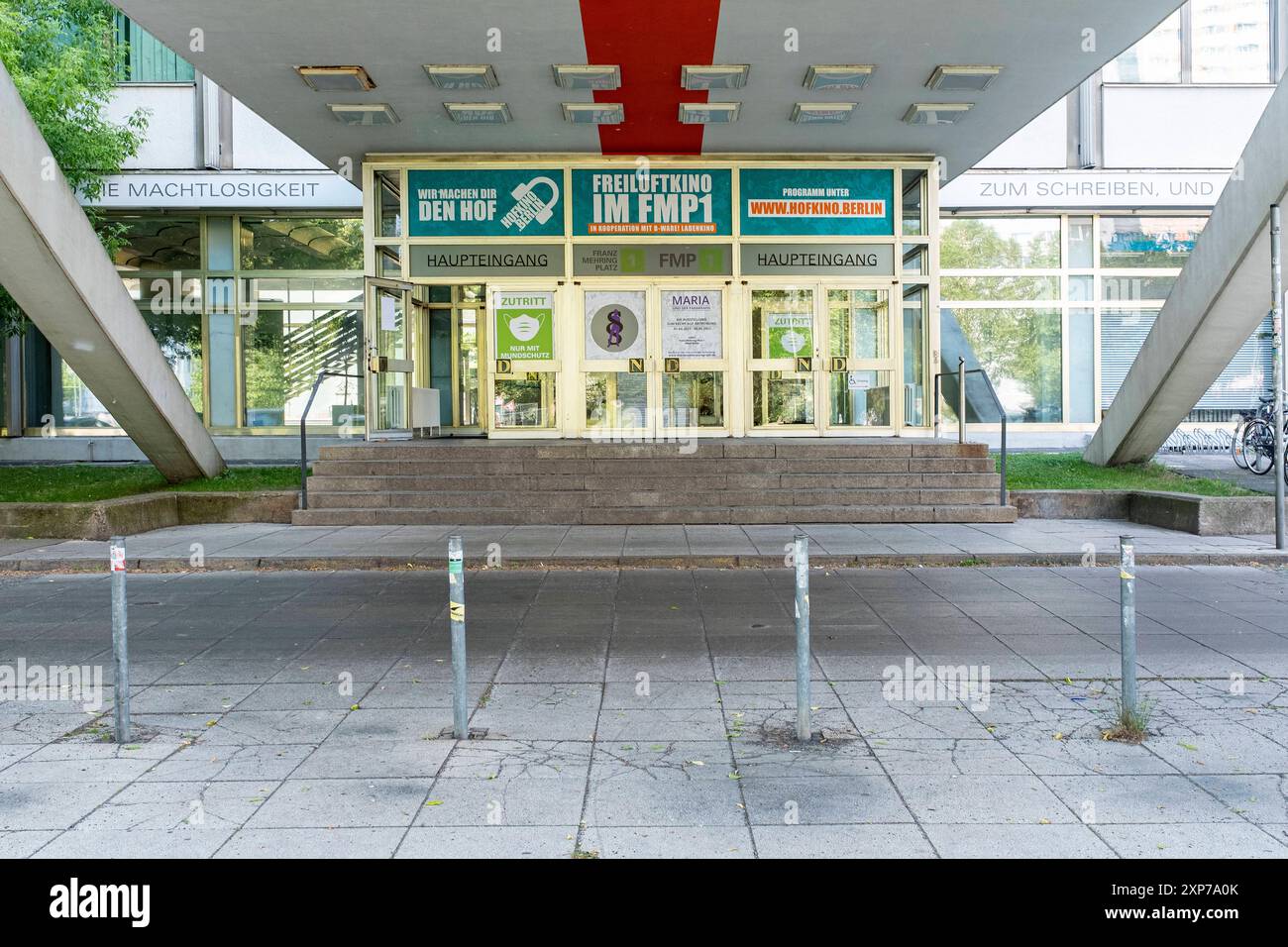 Ddr sed party hi-res stock photography and images - Alamy