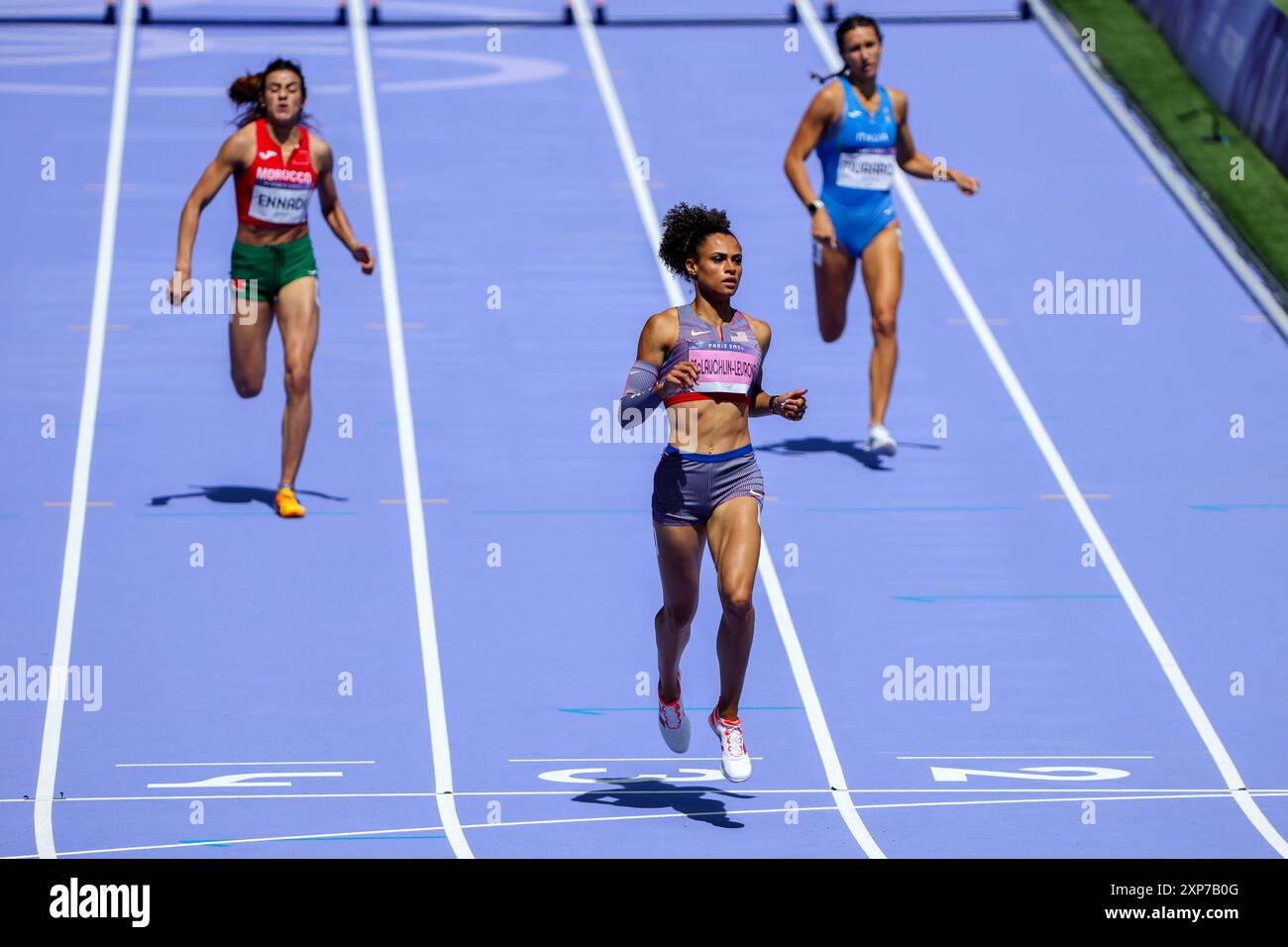 Sydney mclaughlin levrone hurdles hi-res stock photography and images ...