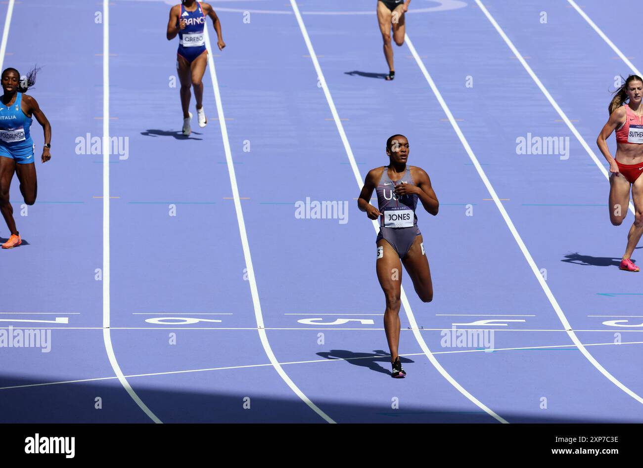 Paris, France. 04th Aug, 2024. Jasmine Jones of the US crosses the ...